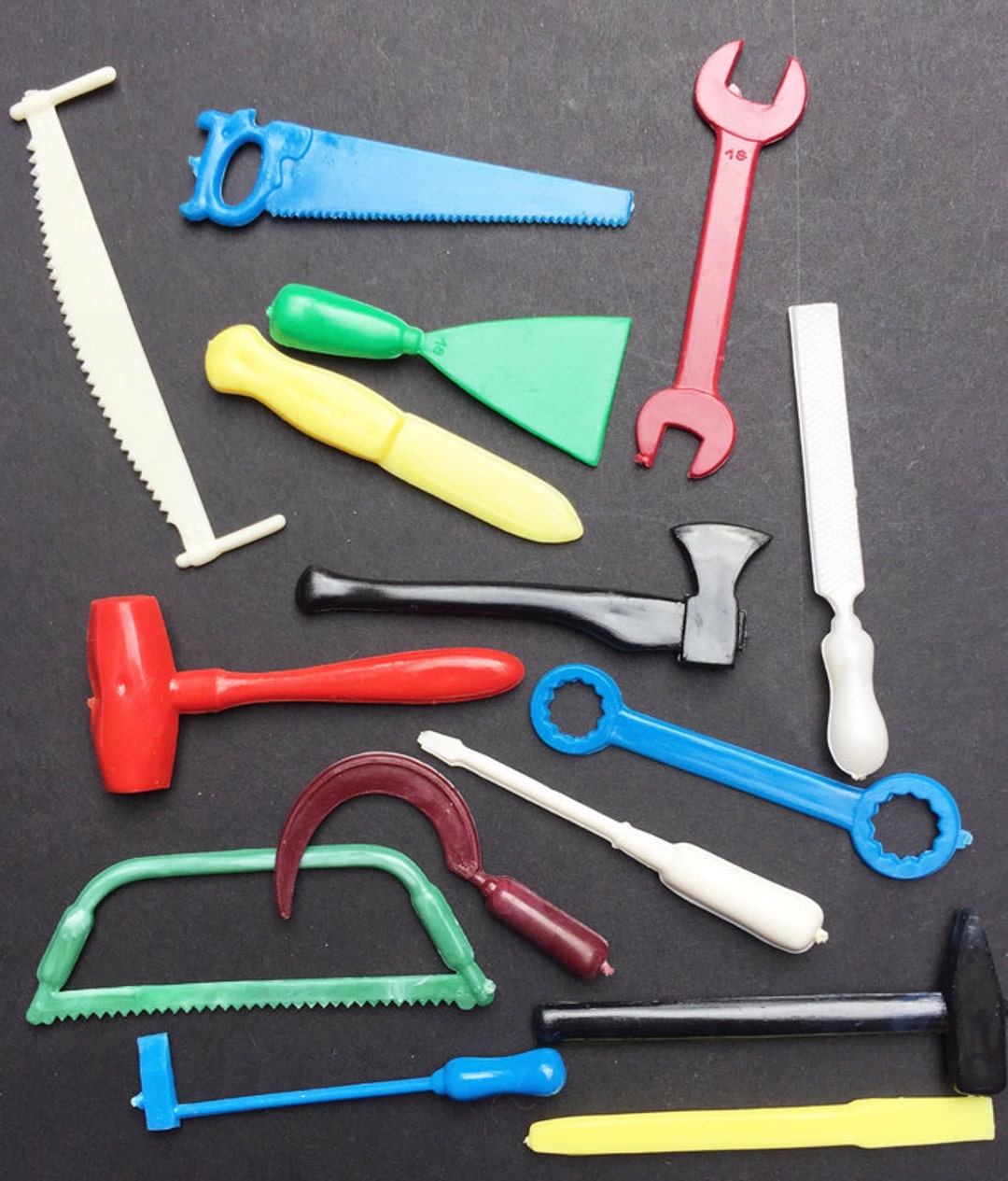 15 Vintage 1950s Plastic Tools 5.5cm Ideal for Jewellery - Etsy
