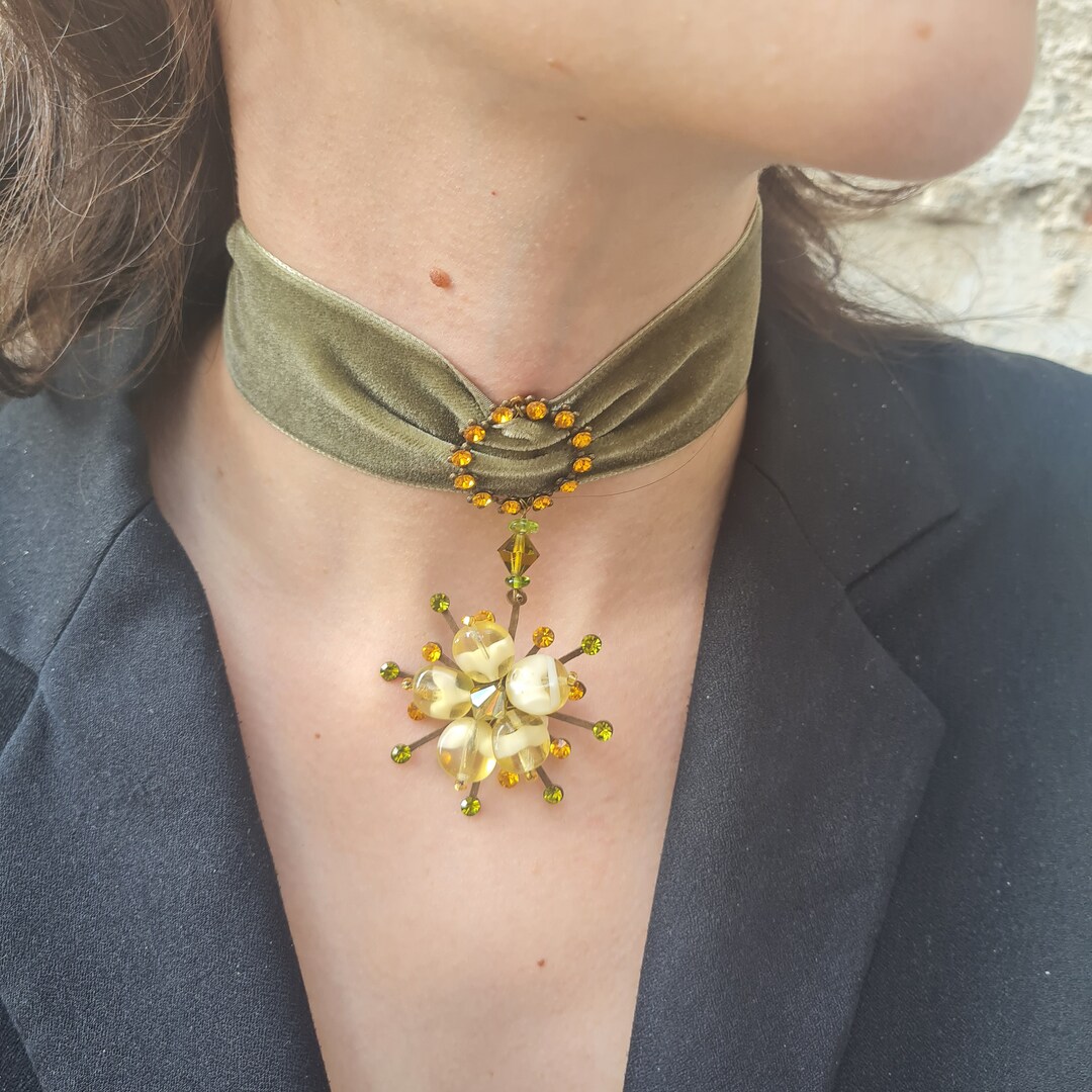 Flower Choker Necklace, Y2k Choker, 90’s Necklace, Green Flower Pendant ...