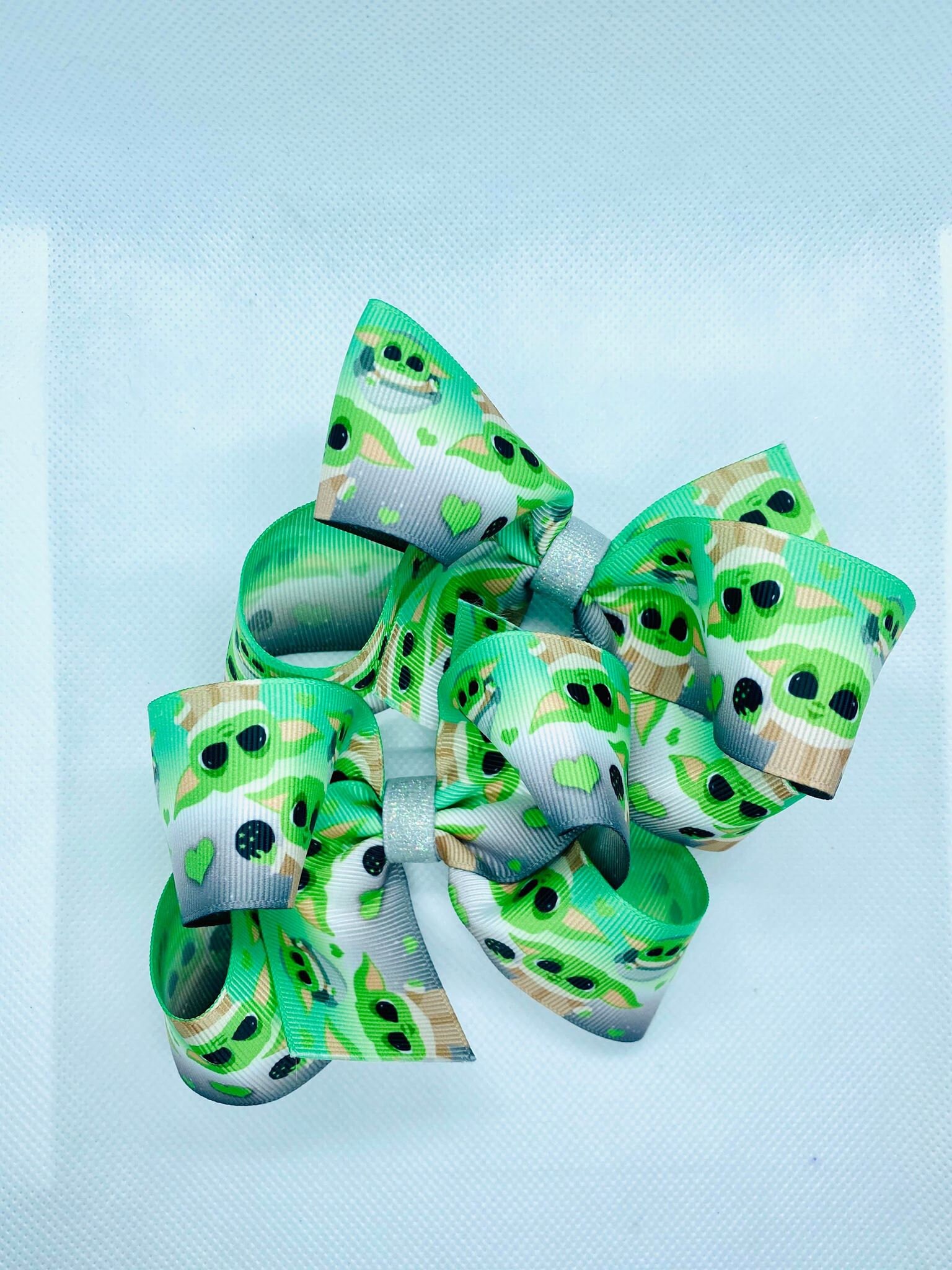 Baby Alien/ Boutique Bow/ Cheer Bow/ Space Baby/ Star - Etsy