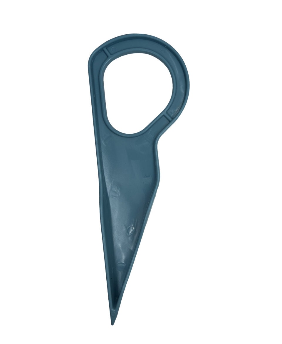 Bed Maker and Mattress Lifter Tool Helps Lift and Hold the Mattress (2 ...
