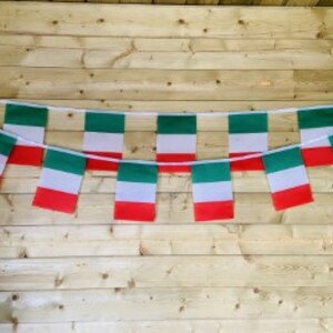 Italian National Flag Bunting 24 Flags 9 Metres Indoor / Outdoor ...