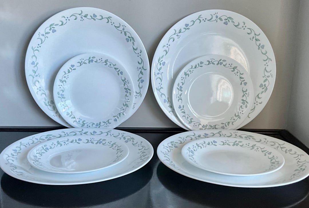 Corelle Country Cottage Plate Set: 4 Dinner & 4 Bread Plates - Etsy