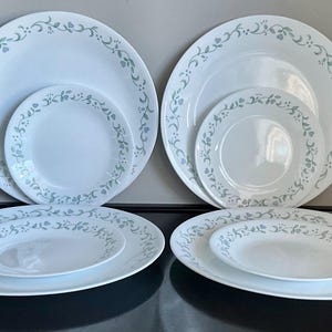 Corelle Country Cottage Plate Set: 4 Dinner & 4 Bread Plates - Etsy