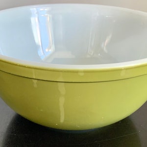 Vintage Pyrex Verde Green 8” Mixing Bowl 403 — Free Shipping!! - Etsy