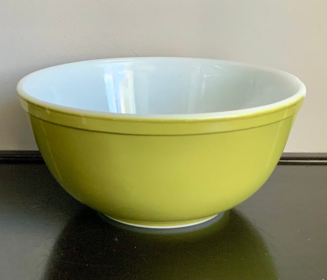 Vintage Pyrex Verde Green 8” Mixing Bowl 403 — Free Shipping!! - Etsy