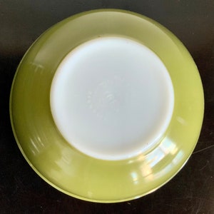 Vintage Pyrex Verde Green 8” Mixing Bowl 403 — Free Shipping!! - Etsy