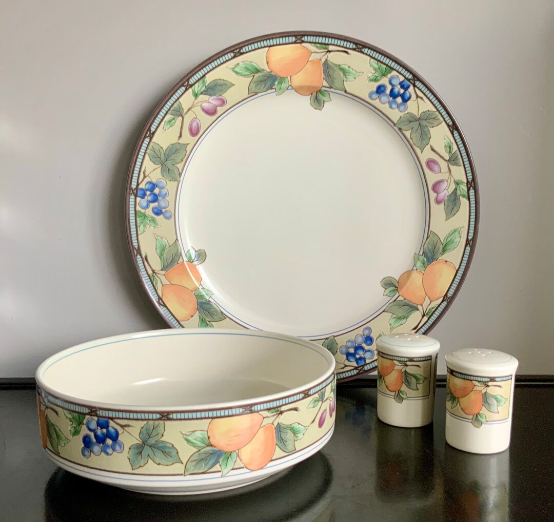 Mikasa Intaglio Garden Harvest Hostess Set - Round Serving Platter ...