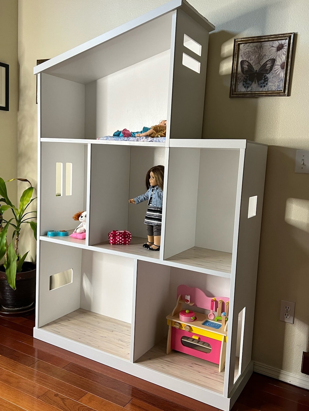 Handcrafted Large Dollhouse for 18" Dolls: Customizable Doll Display ...