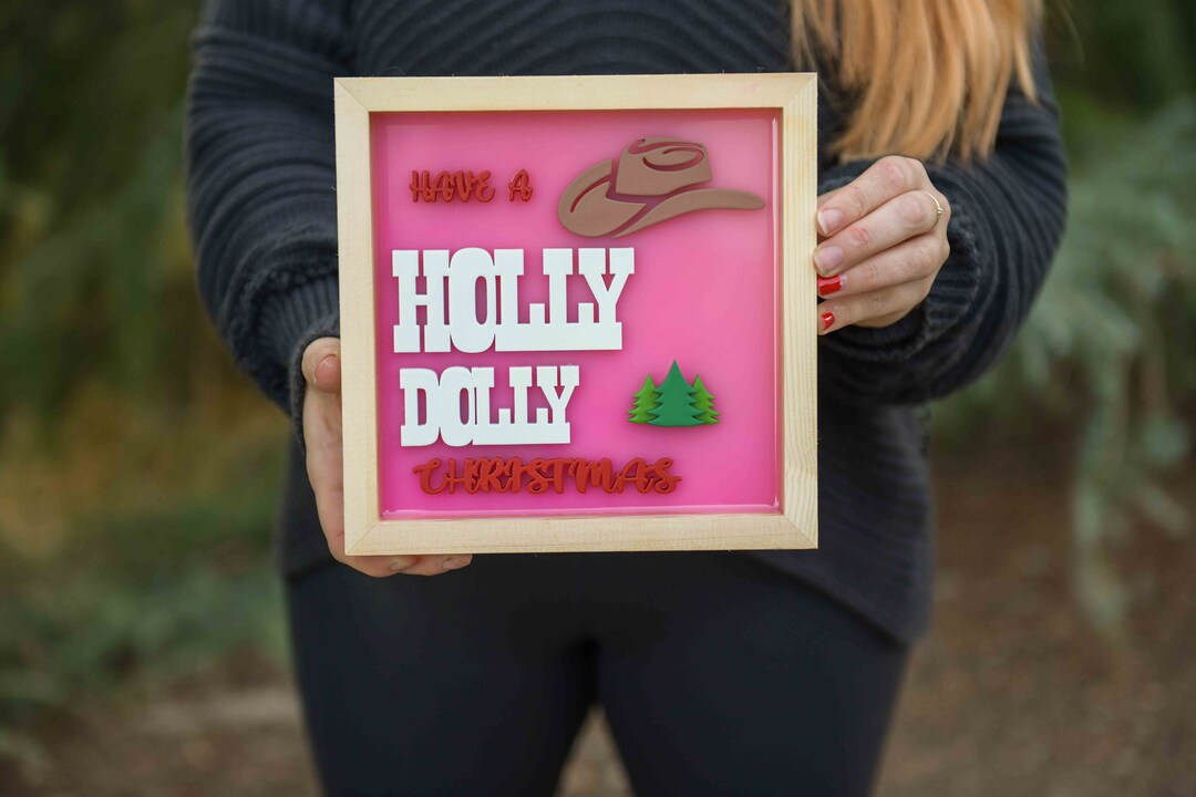 Holly Dolly Christmas Signs - Etsy