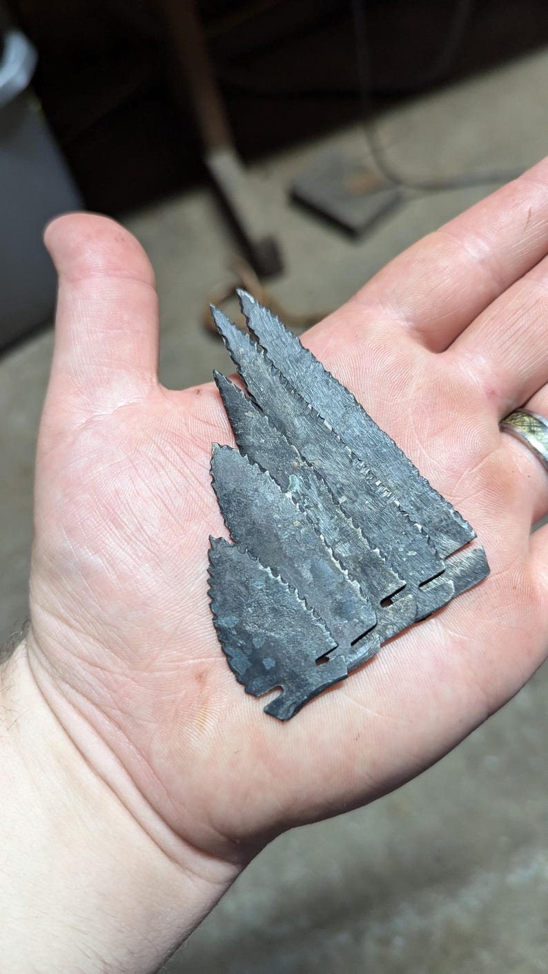 Set of 5 Handforged Arrowheads - Etsy
