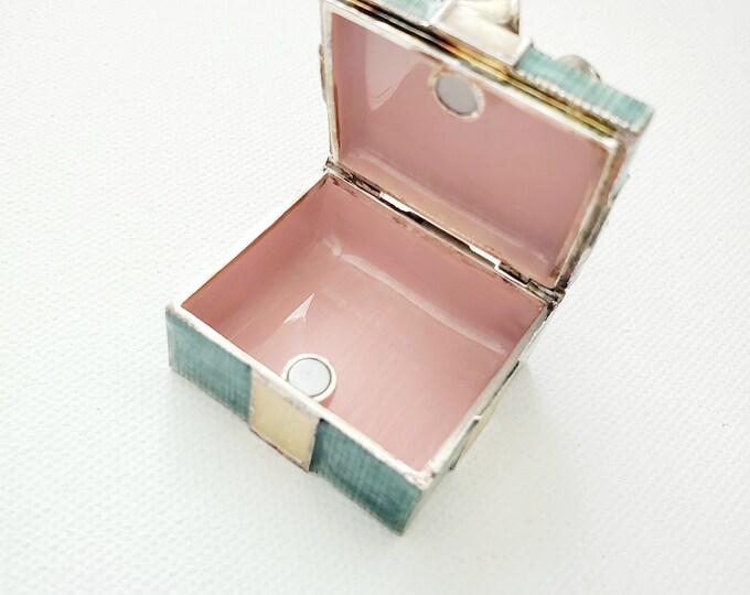 Vintage 1980s Monet Tiffany Blue and off White Enamel Christmas Present ...