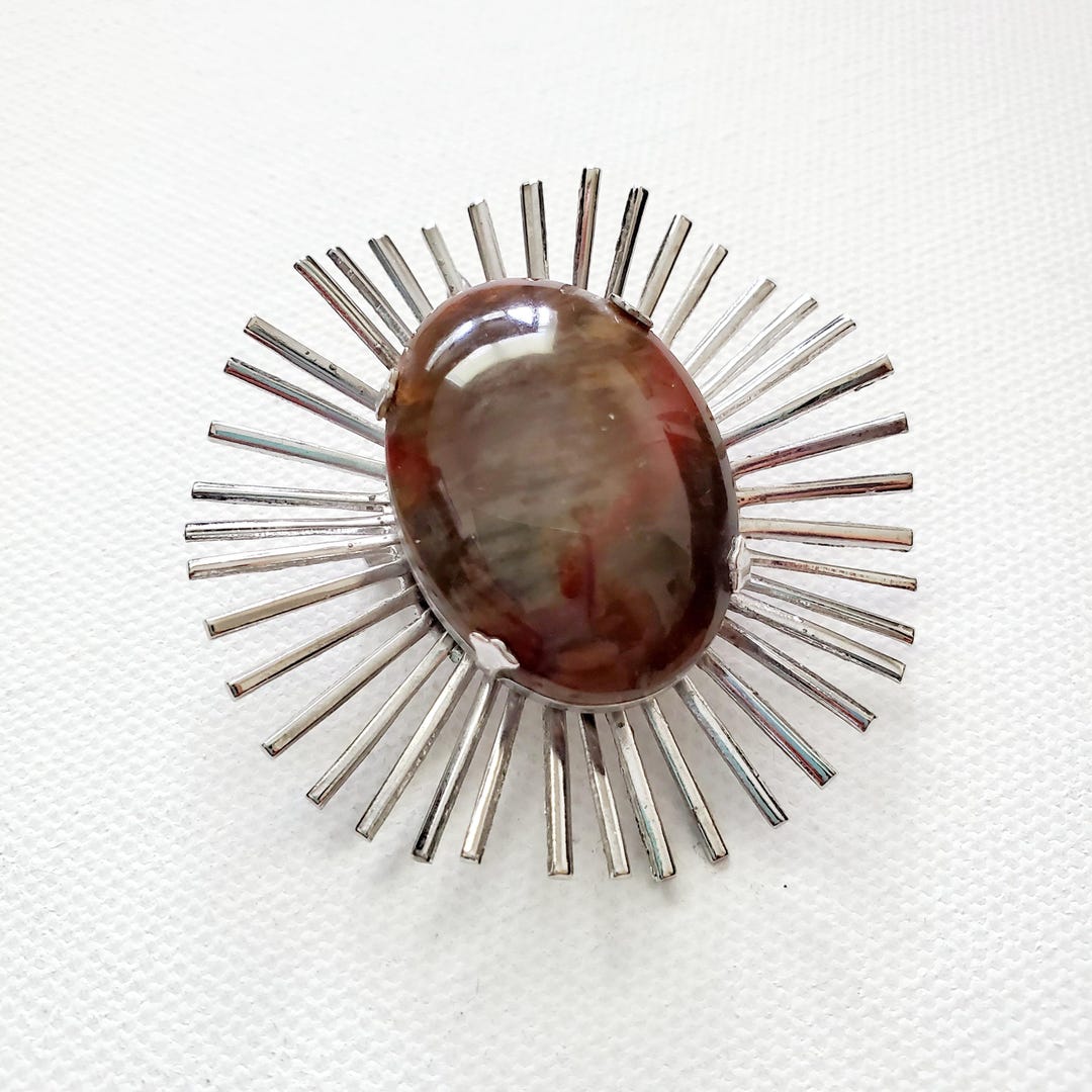 Vintage 1960s Silver Tone 'space Race' With a Large 30mm X 22mm Deep ...