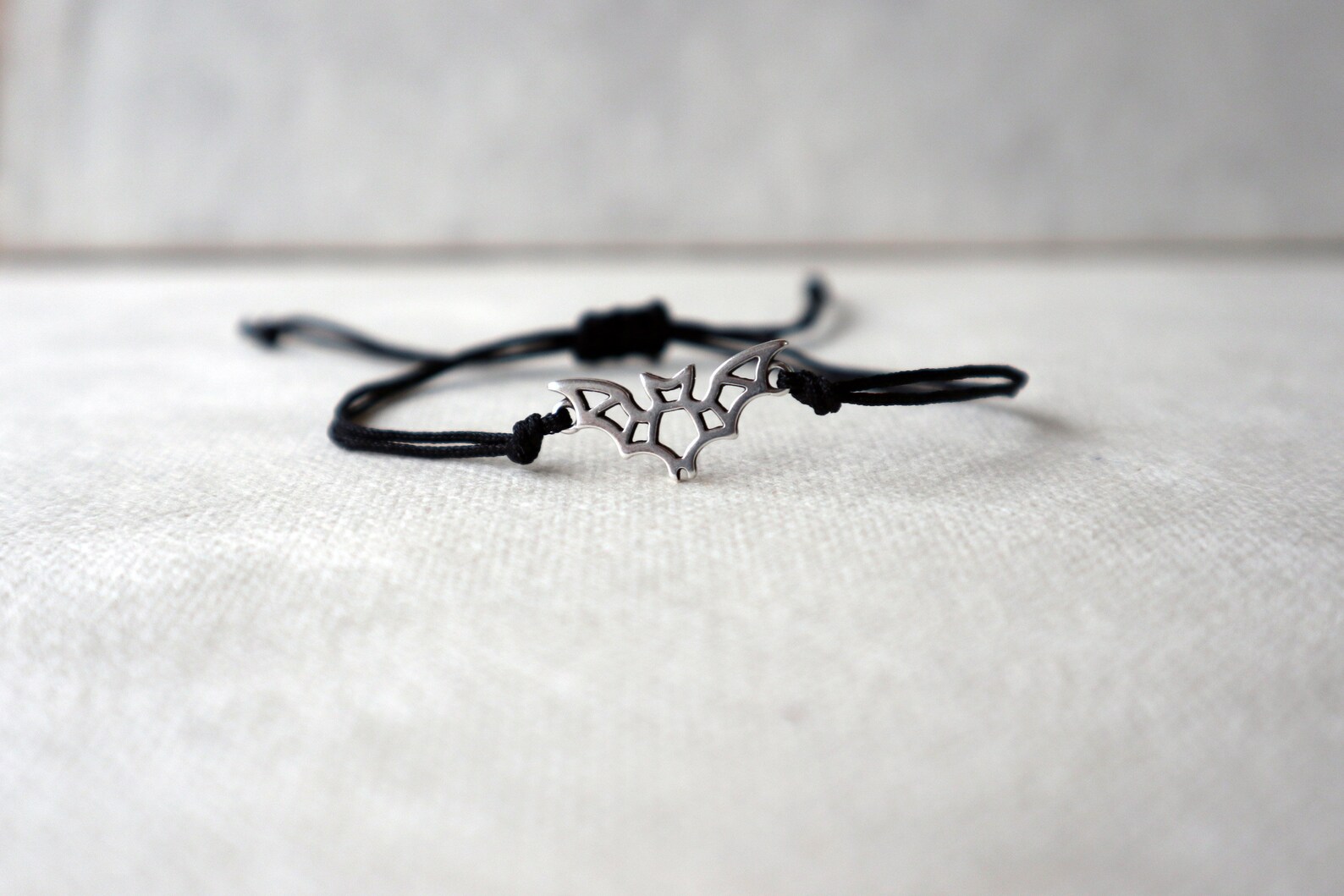 Bat Bracelet ,friendship Adjustable Dainty Bracelet ,halloween Gift ...