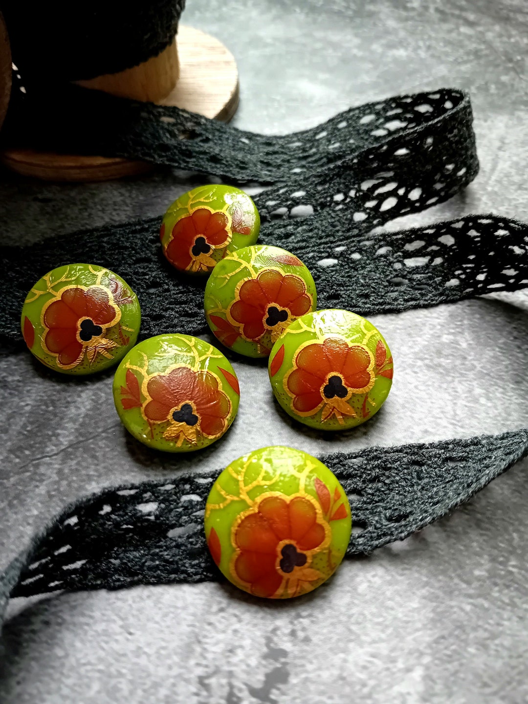 Vintage Unusual Buttons Set of 6 Green Decorative French Sewing Buttons ...