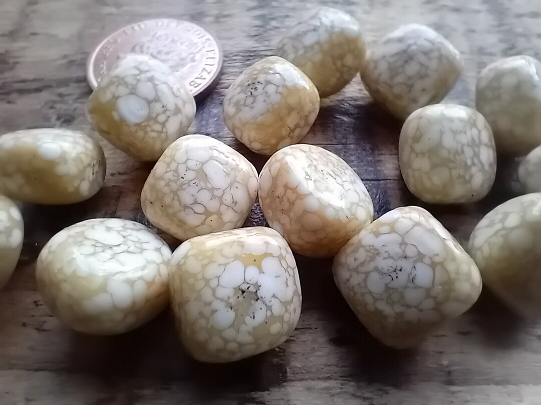 Vintage Buttons Couture Sewing Buttons Ceramic Buttons With a Shank Set ...