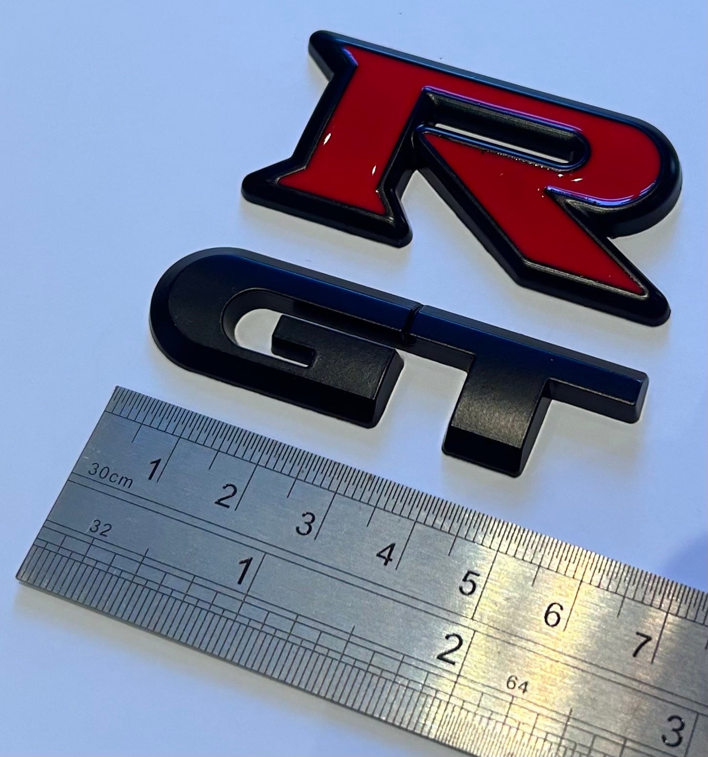 Nissan GTR GT-R R35 R34 R33 R32 Rear Boot Badge Emblem 62892-JF00B UK ...