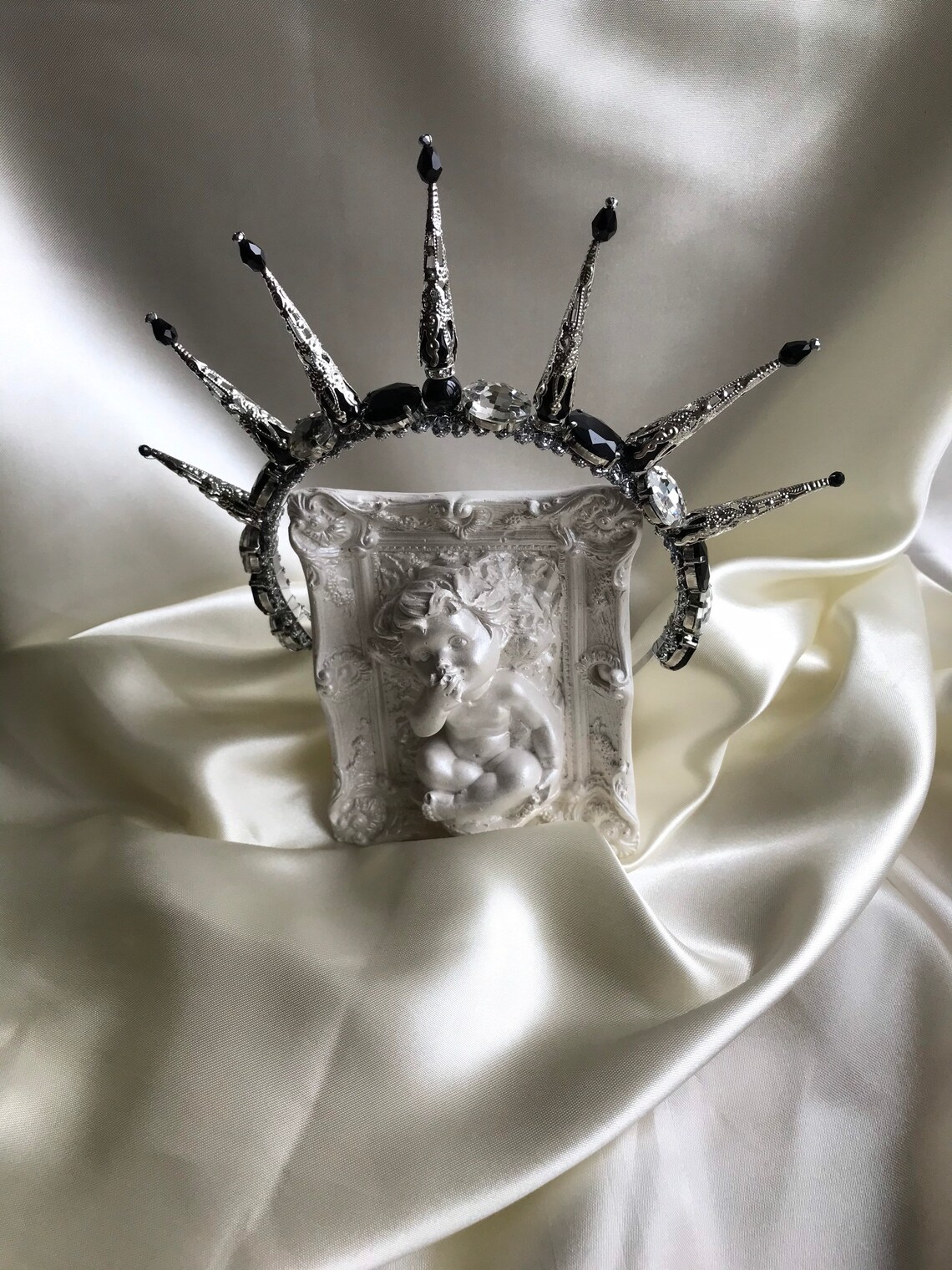 Black Crown Spike Gothic Tiara Halloween Monochrome Crystals Cosplay ...