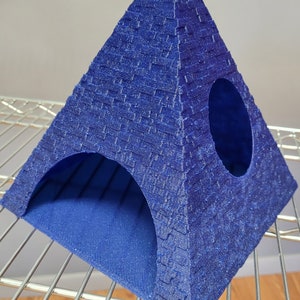 Stroodies Fishy Pyramid Hide for Aquariums - Etsy