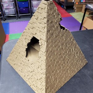 Stroodies GRANDE Great Pyramid Hide for (extra Large) Geckos and Snakes ...