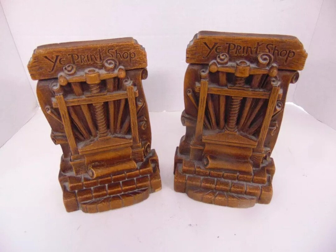 Vintage Pair of Syroco Wood Carved Bookends "ye Print Shop" JC628-9 - Etsy