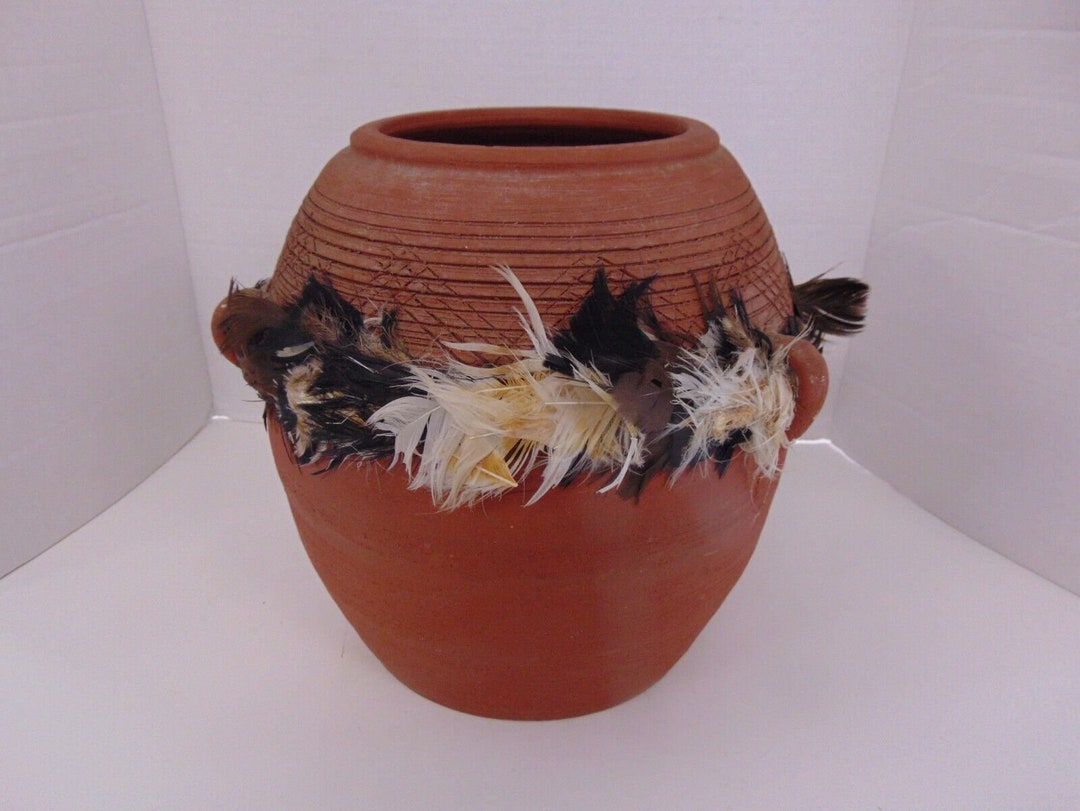 Vintage Terracotta Pottery 10" Feather Decorative Pot/ Planter/ Vase ...