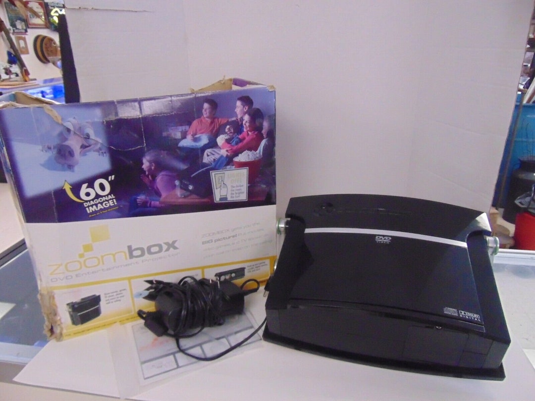 Tiger Electronics Zoombox Dvd/cd Player Video Movie Projector JC836-T ...