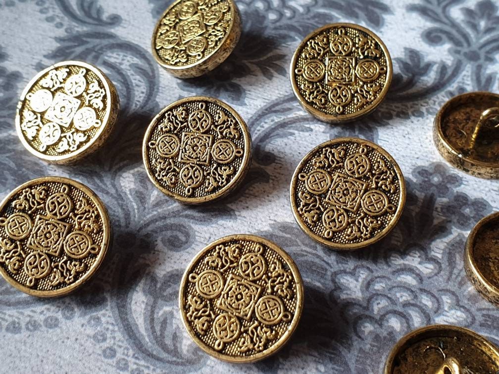 11/16 17.8mm 28L Russian Look Antique Gold Buttons - Etsy UK