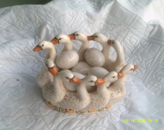 Vintage 10 Geese in a Row Bowl With Eight Speckled Ceramic Eggs - Etsy