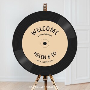Record Shape Welcome Sign, Round Vinyl Music Theme Wedding Sign, Retro ...