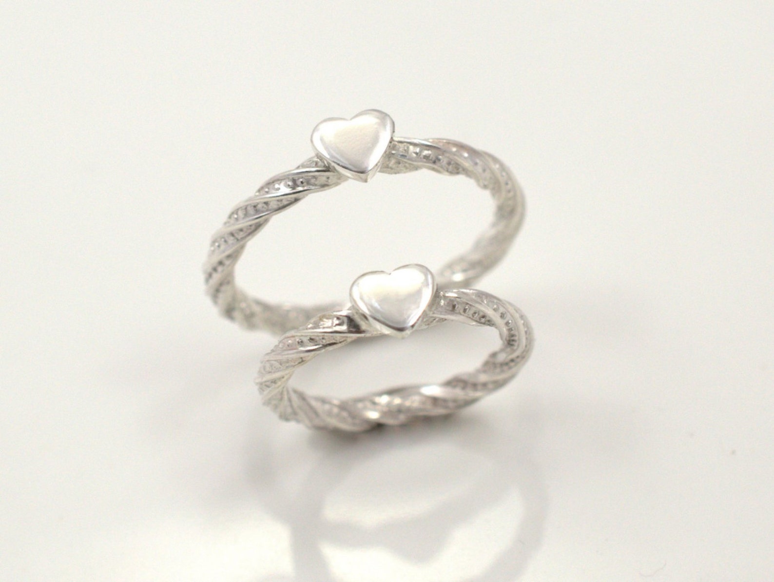 Mom Baby Ring Tiny Heart Ring Baby Gift Baby Shower Gift - Etsy