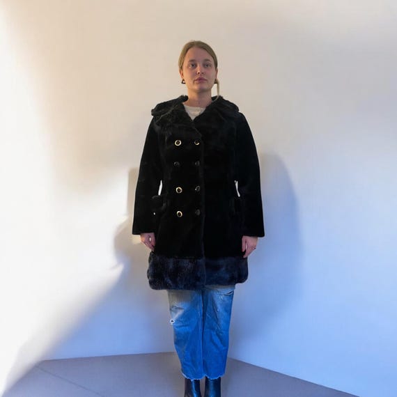 1960s mod faux fur coat, double breasted and long - Gem