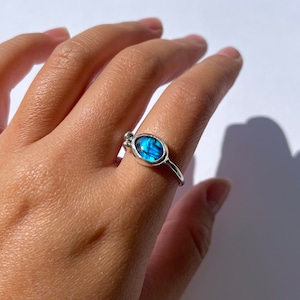 Handmade New Zealand Paua Shell Silver Ring - Bezel Ring - Blue Shell ...