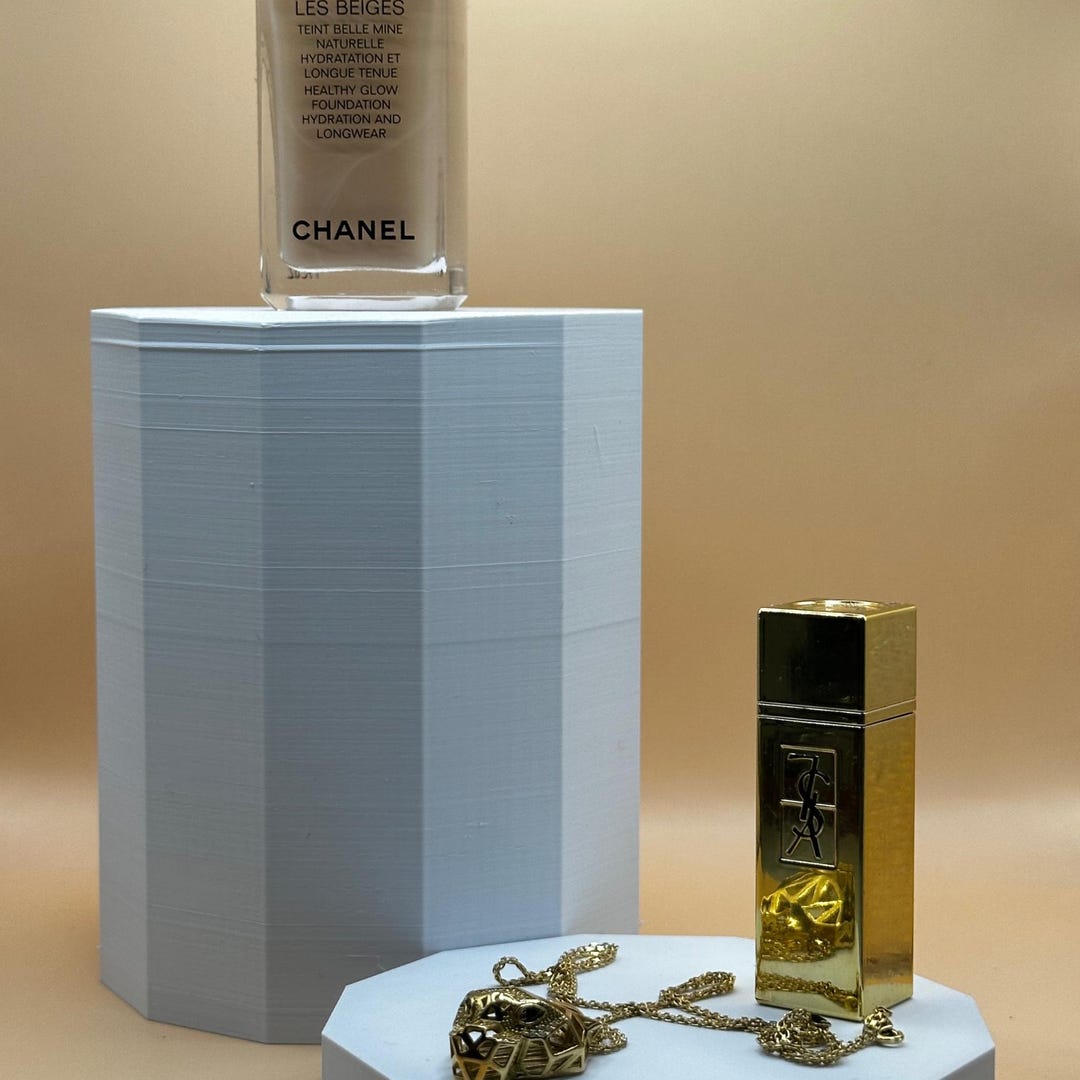 Octagonal White Presentation Prop for Jewelry & Products ...