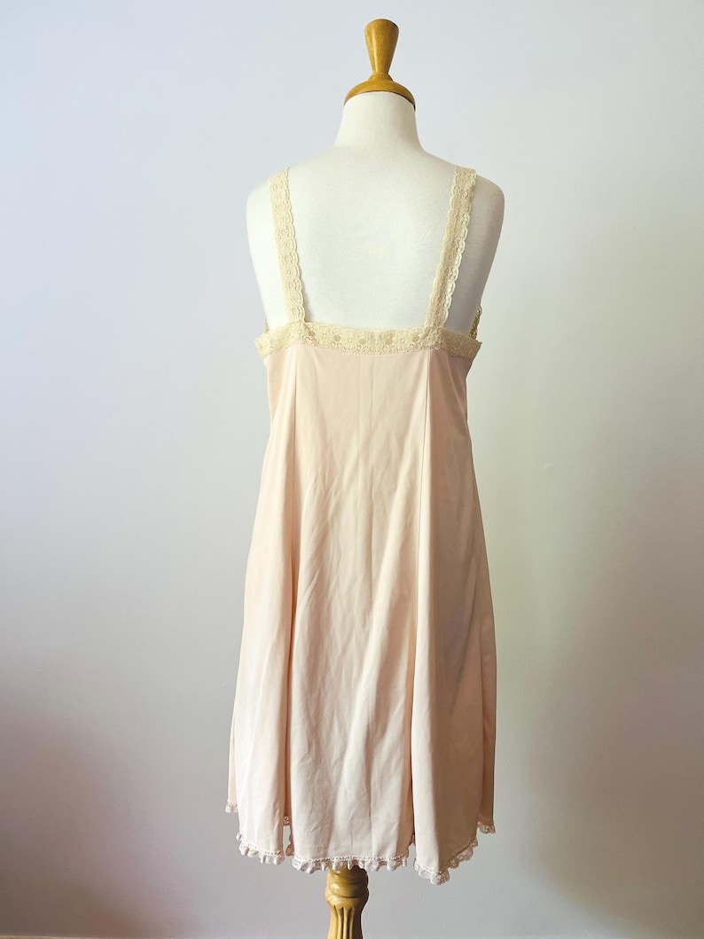 Variety, Osti, Jantex, Vintage 1960s 70s Beige & White Full Slips With ...