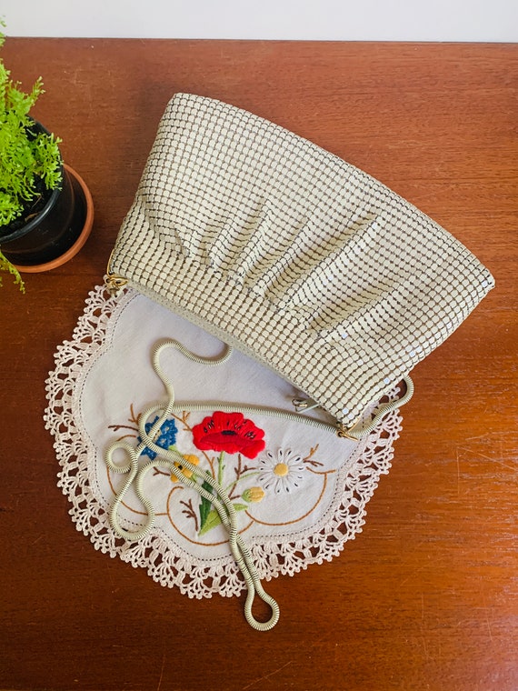 1970s Vintage Ivory Large Metal Mesh Handbag/Ivory En… - Gem