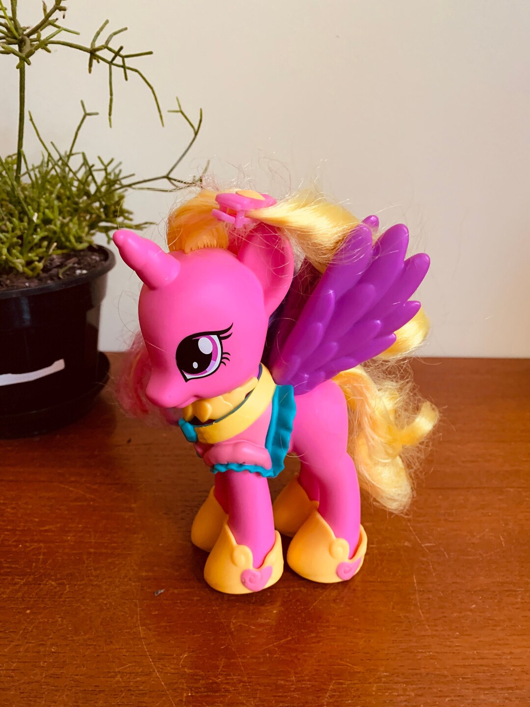 My Little Pony Princess Cadance Fashion Doll With Styling & Brush-able ...