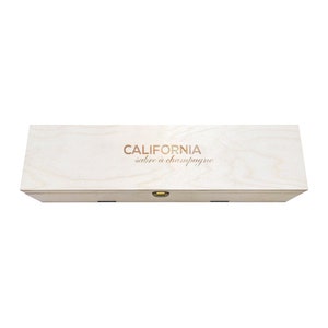 Le Sabre Champagne Saber Engraved - Sabering Champagne - Champagne ...