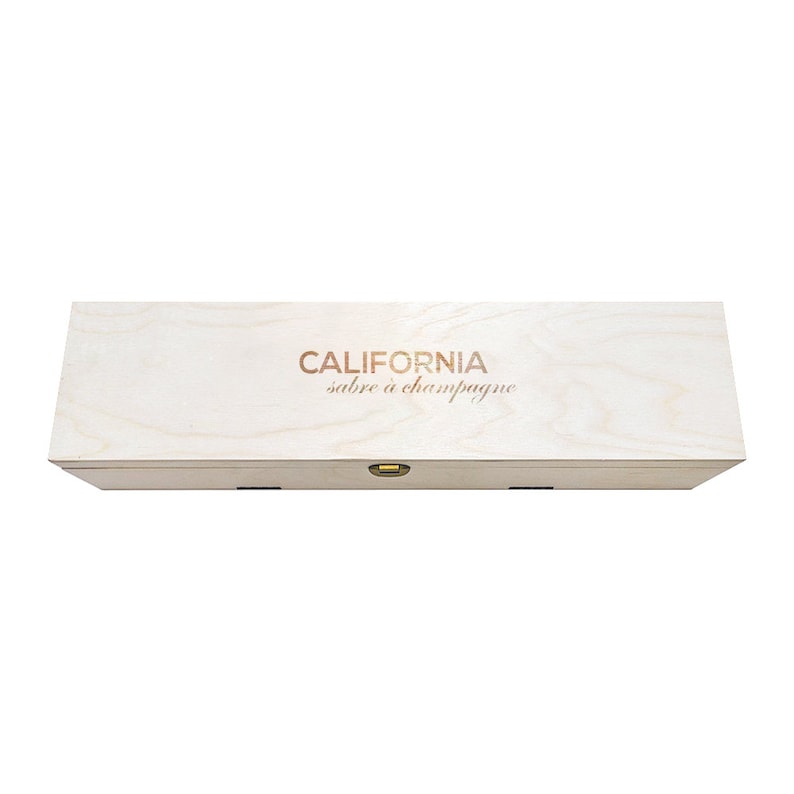 Le Sabre Champagne Saber Engraved - Sabering Champagne - Champagne ...