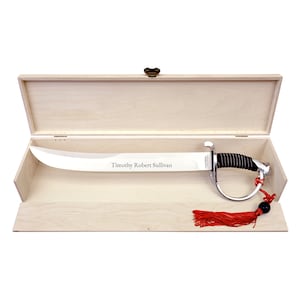 Le Sabre Champagne Saber Engraved - Sabering Champagne - Champagne ...