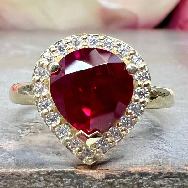 Ruby Pear Shaped Wedding Ring - Etsy