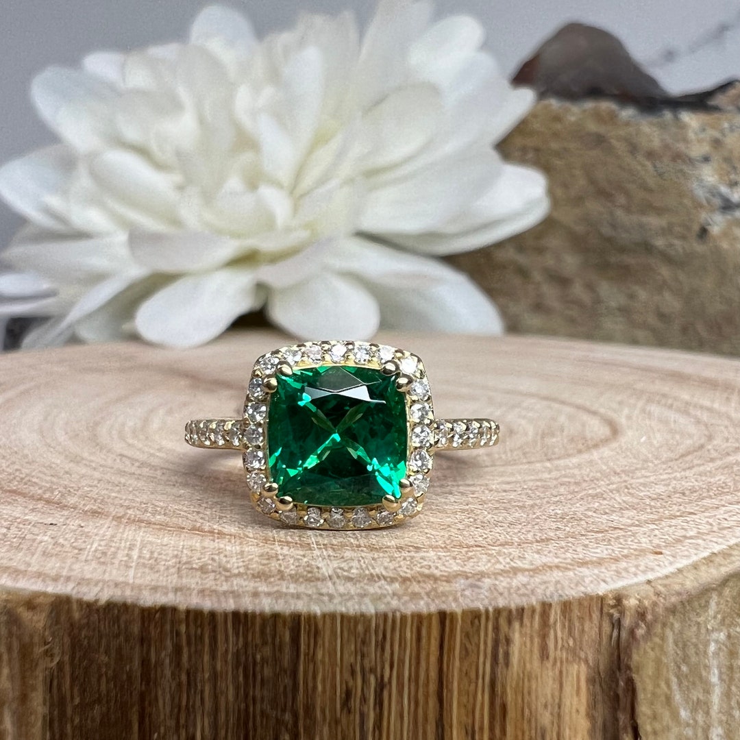 Cushion Cut Emerald Green Emerald Engagement Ring 14K Yellow Gold ...
