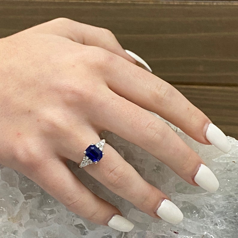 Blue Sapphire Engagement Ring White Gold Unique Vintage Blue - Etsy