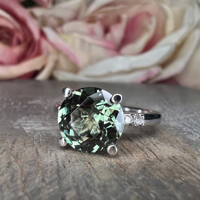 Green Sapphire Round Shaped Engagement Ring 14k Gold Ring - Etsy