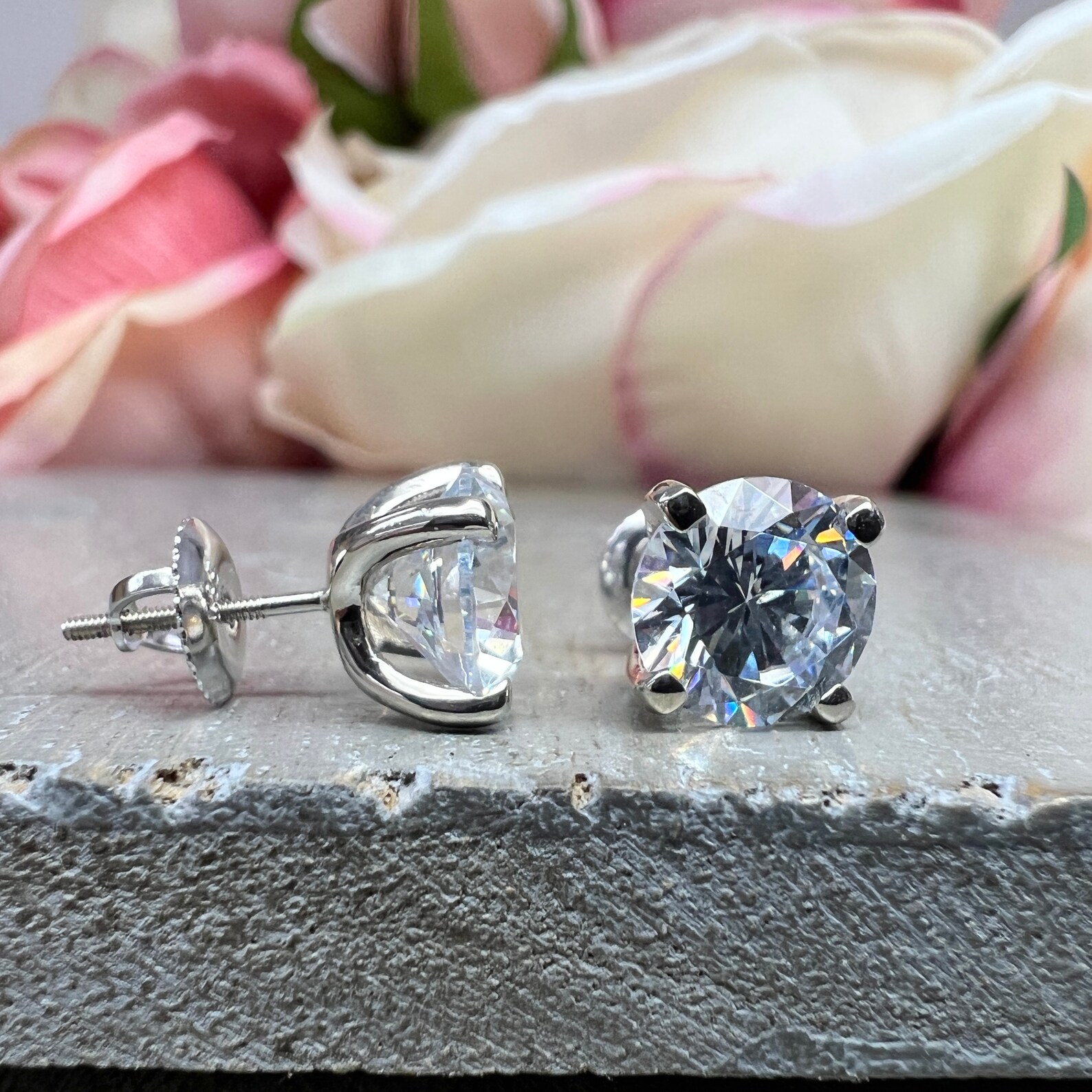 Round Diamond Stud Earrings, Round Brilliant Cut Stud Earrings for ...