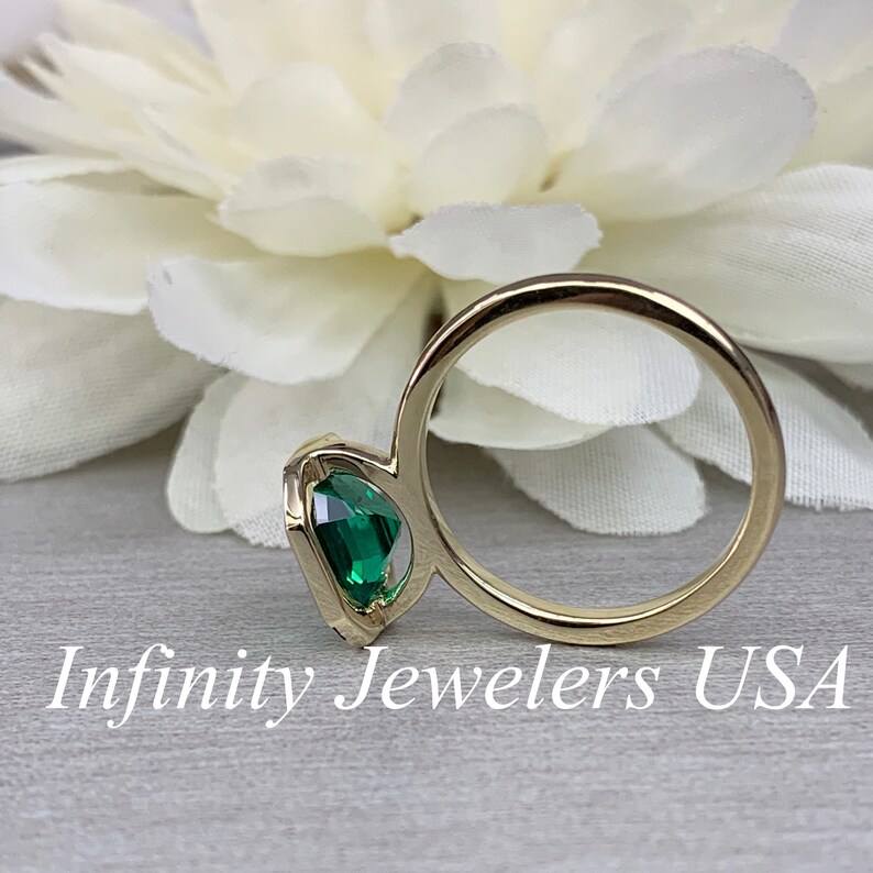 Asscher Cut Engagement Ring / Emerald Green Promise Ring / - Etsy