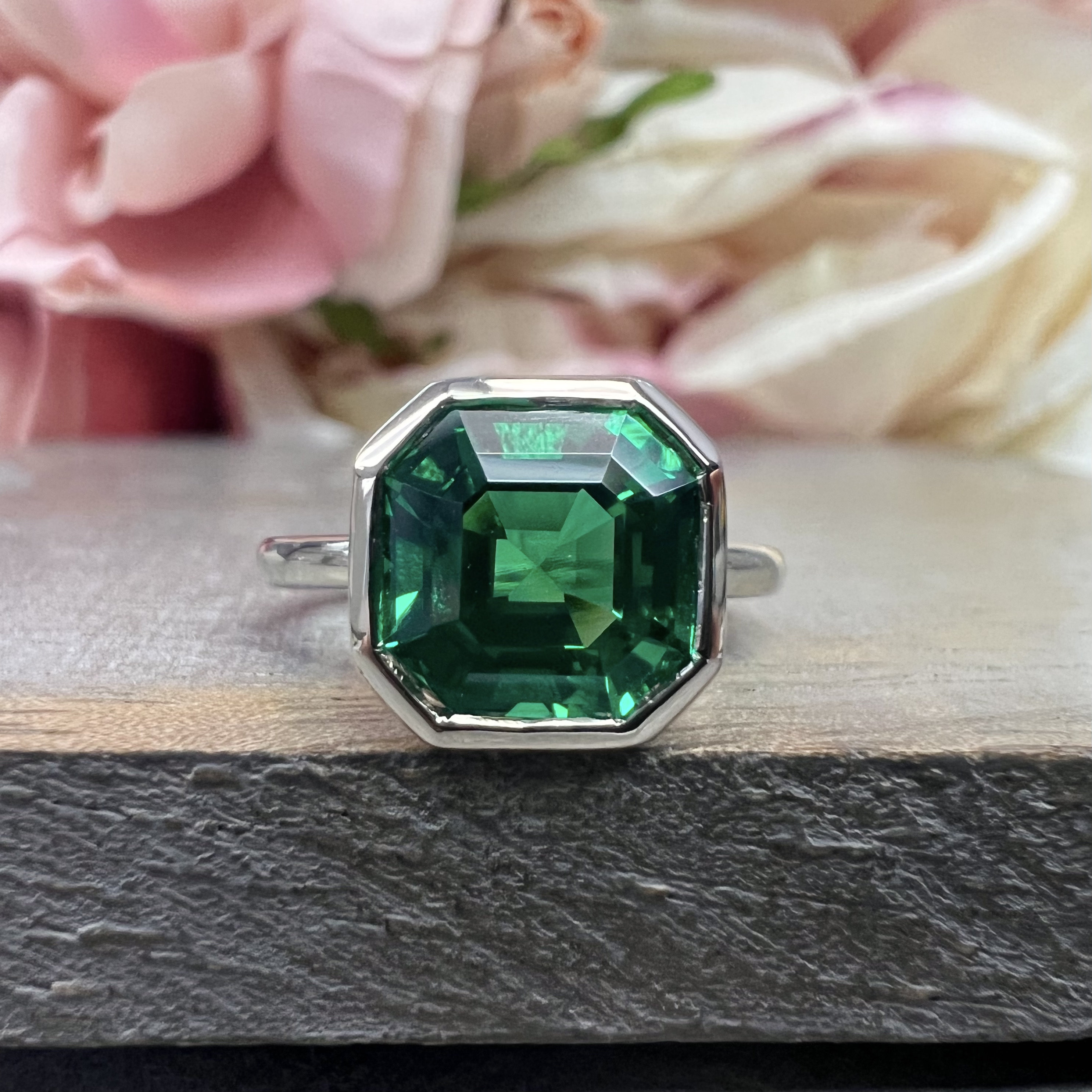 Asscher Cut Emerald Engagement Ring for Ladies Emerald Bezel - Etsy
