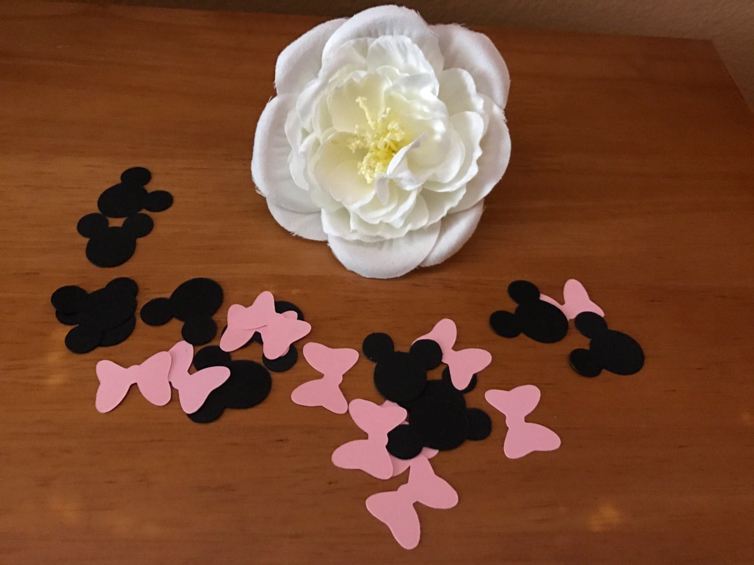 Minnie Mouse Cut-outs 1 Inch set of 150 Pcs Confetti Table - Etsy