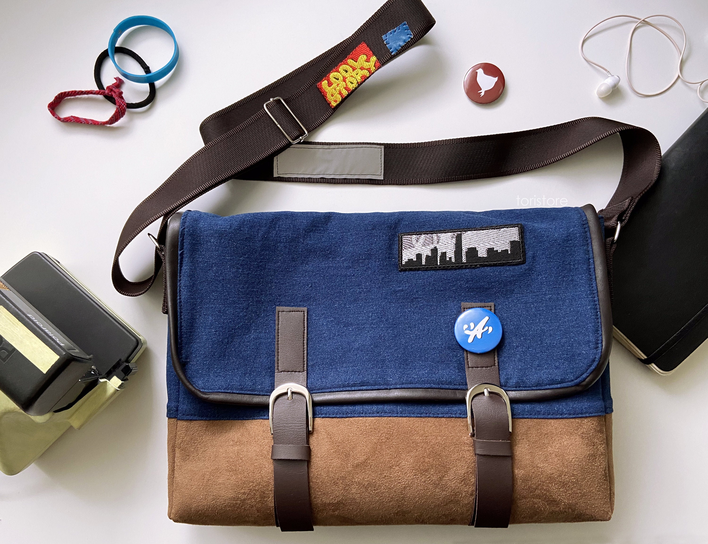 Life Is Strange game Max Caulfield inspired bag with badges | Etsy