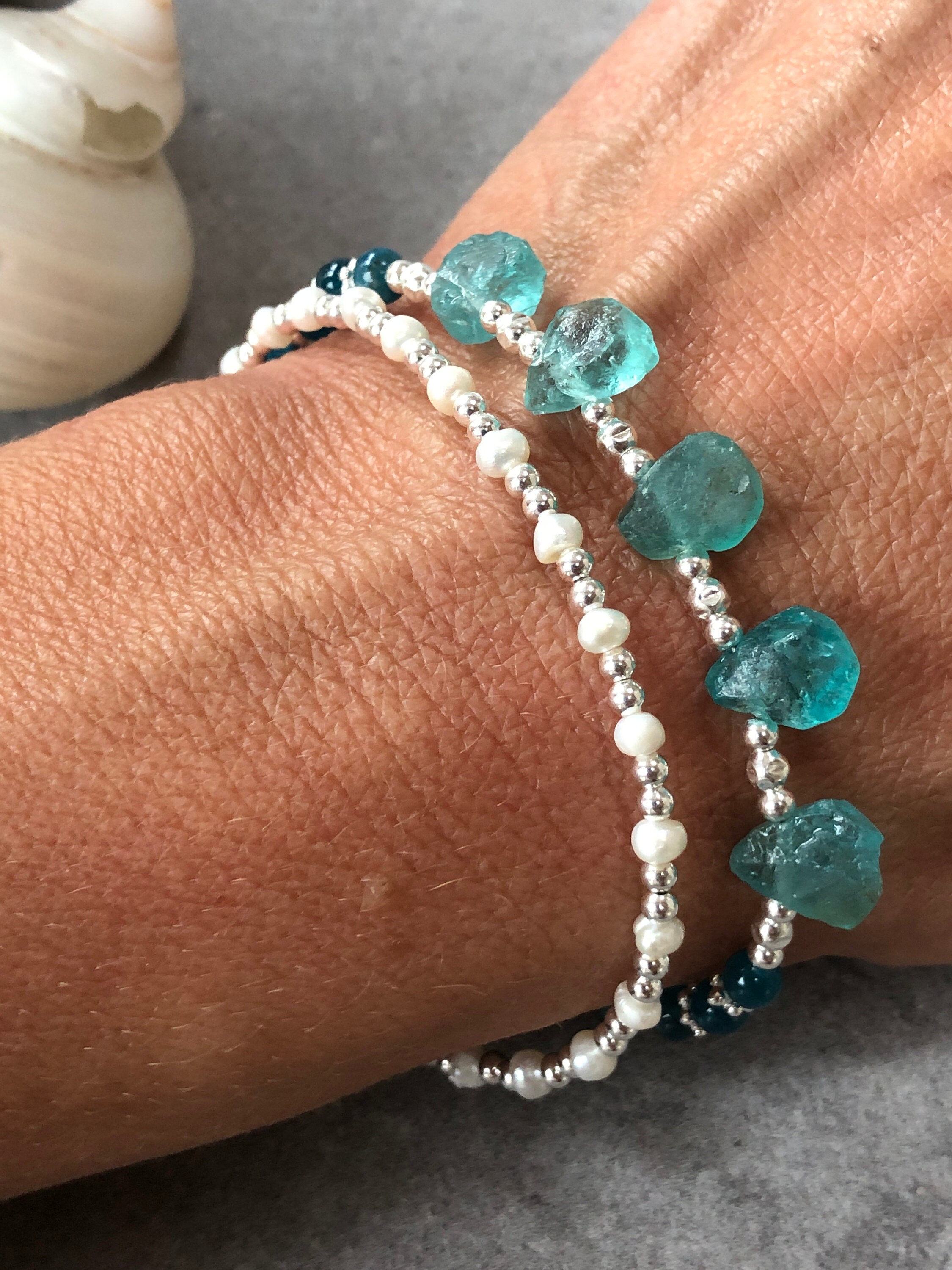 Dying bracelet in silver and small freshwater pearls