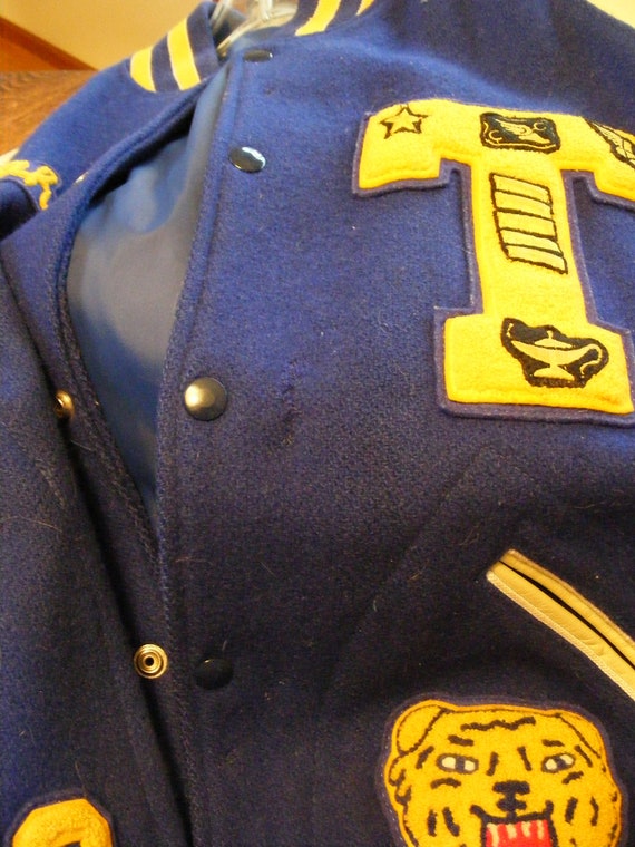 Vintage 90s Letterman Jacket / Varsity Jacket / Hanna… - Gem